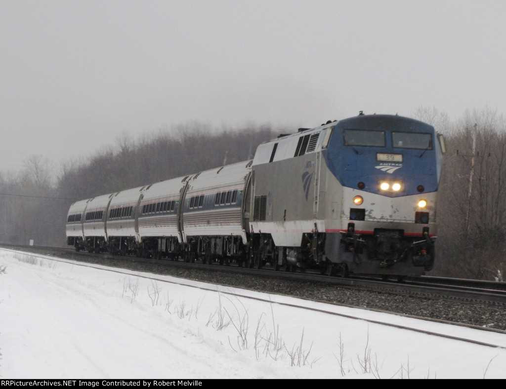 AMTK 39 westbound near MP 382